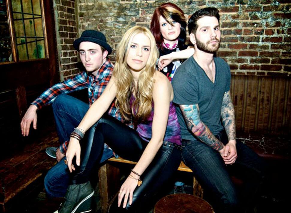 Victoria Herrmann | CASIO