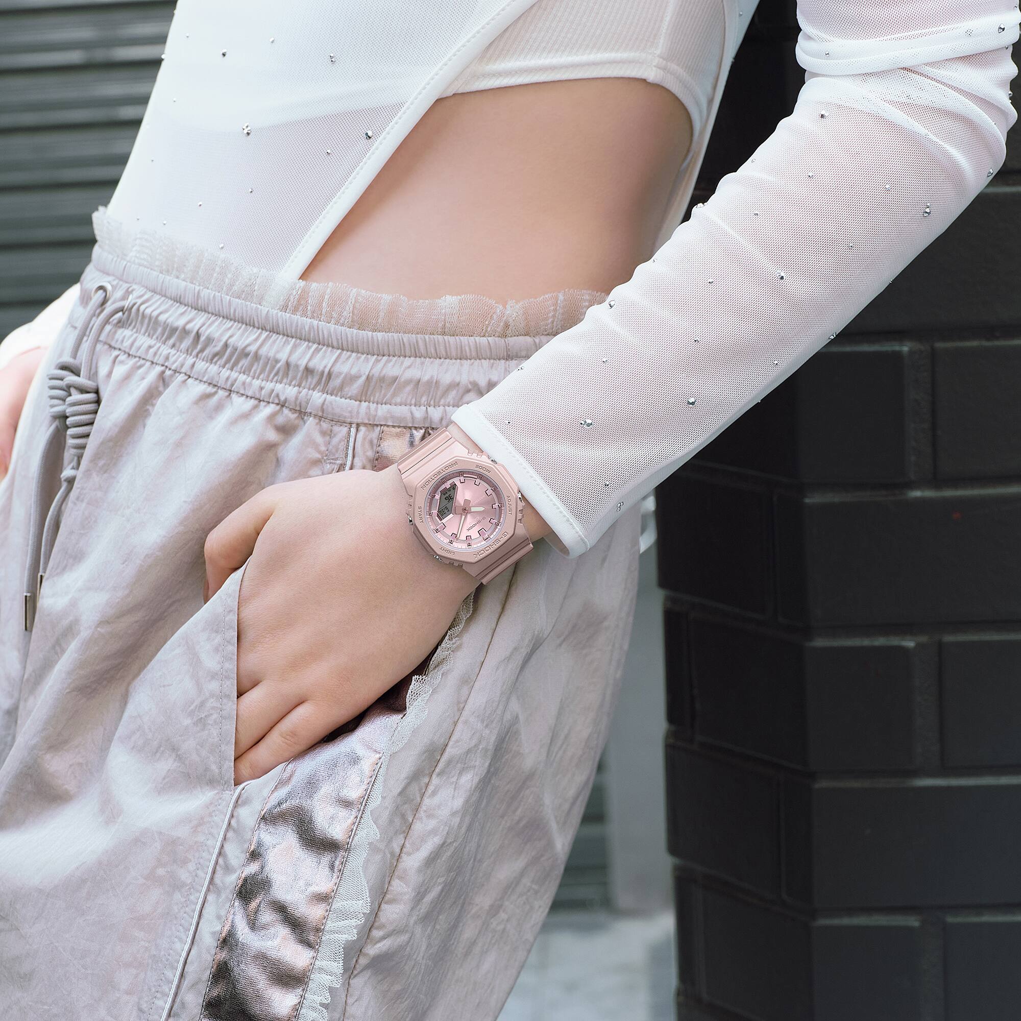 GMA-P2100ST-4A | G-SHOCK ANALOG-DIGITAL WOMEN | CASIO SINGAPORE