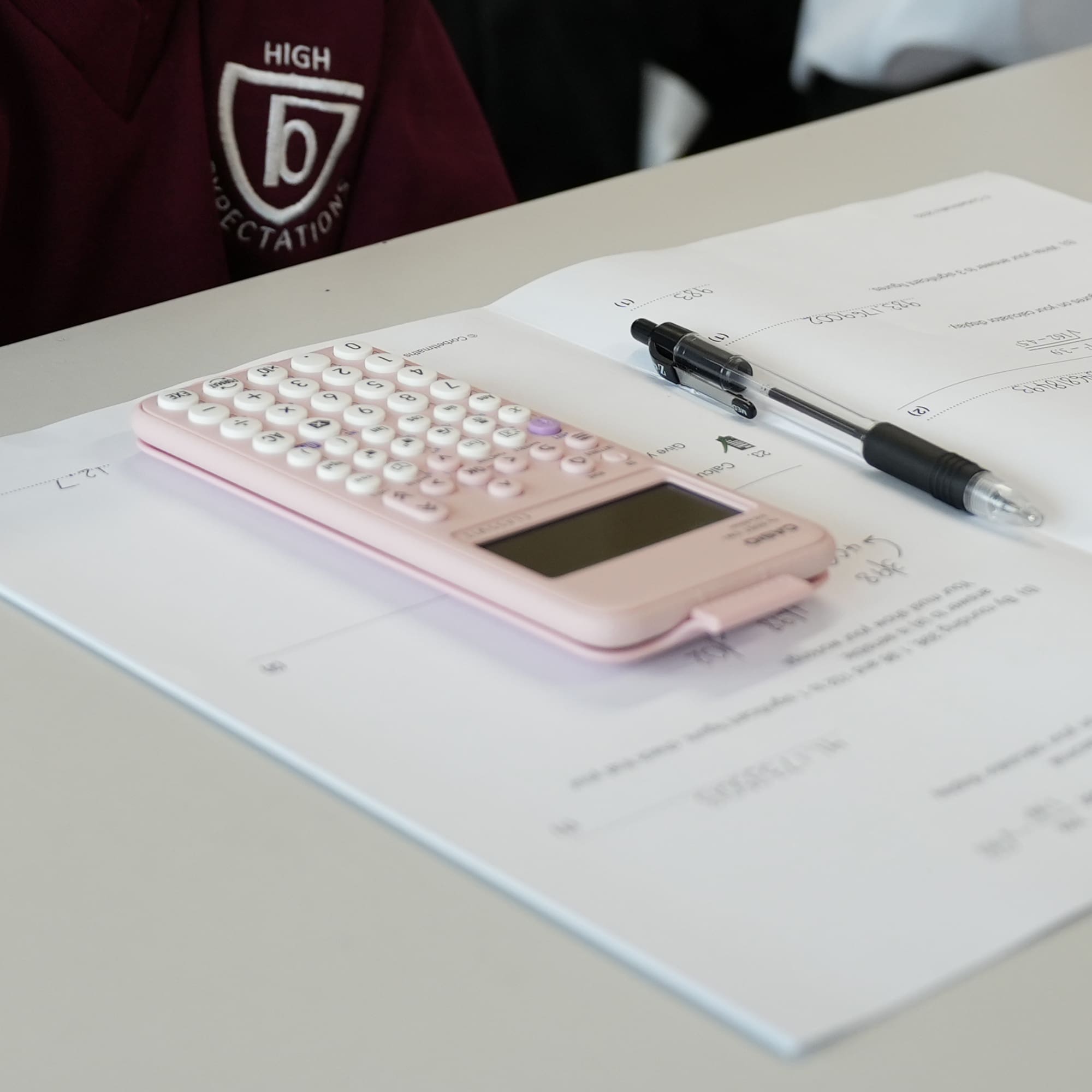 fx-83GT CW+ Pink | CASIO