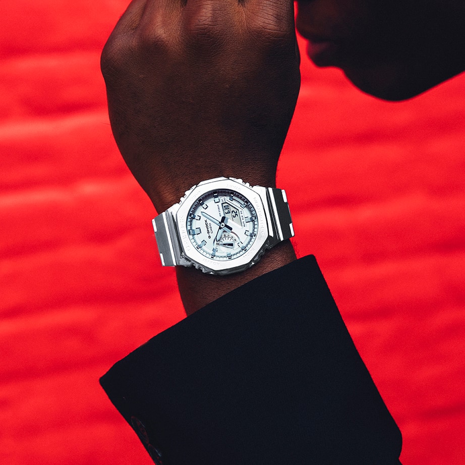 GM2110D-7A | Metal G-SHOCK: Casio Silver Watch | Casio G-SHOCK