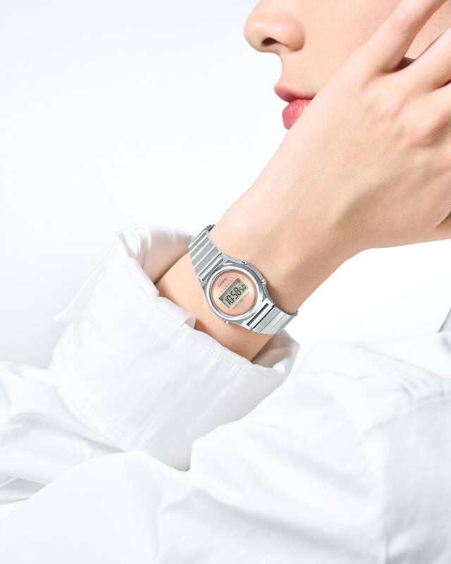 LA700WE-7A | Clásico Plateado | CASIO